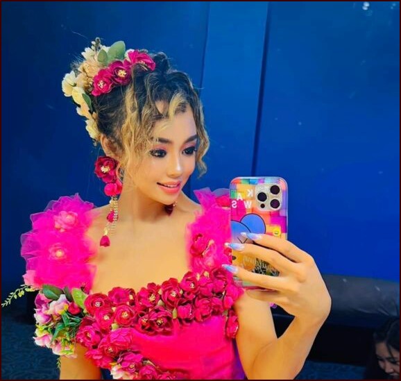 Найруулагч Ц.Хүсэлбаатар, МУГЖ С.Өлзийхүү нарын ЦЭЦЭГ ИЧЭЭМ охин Х.Баярмаа – Seen.MN