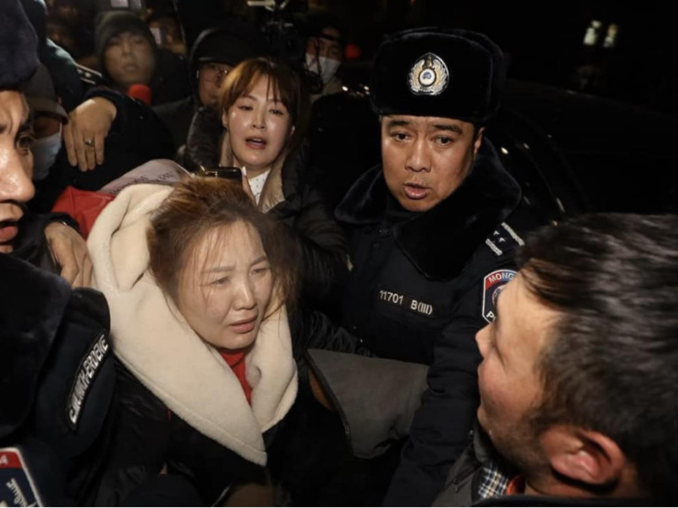 Сэтгүүлч Н.Өнөрцэцэг ил захидал илгээж чин сэтгэлийн дэм хүсжээ – Seen.MN